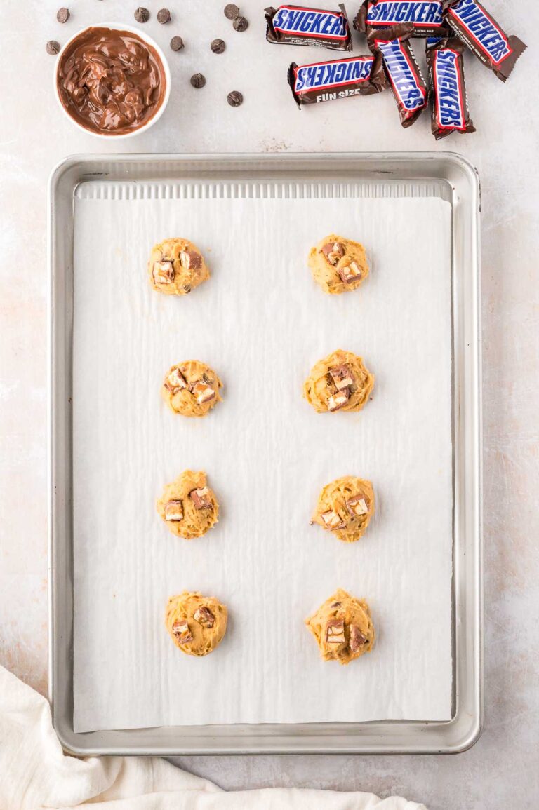 Snickers Cookies – Chewy, Chocolatey, and Loaded with Flavor!
