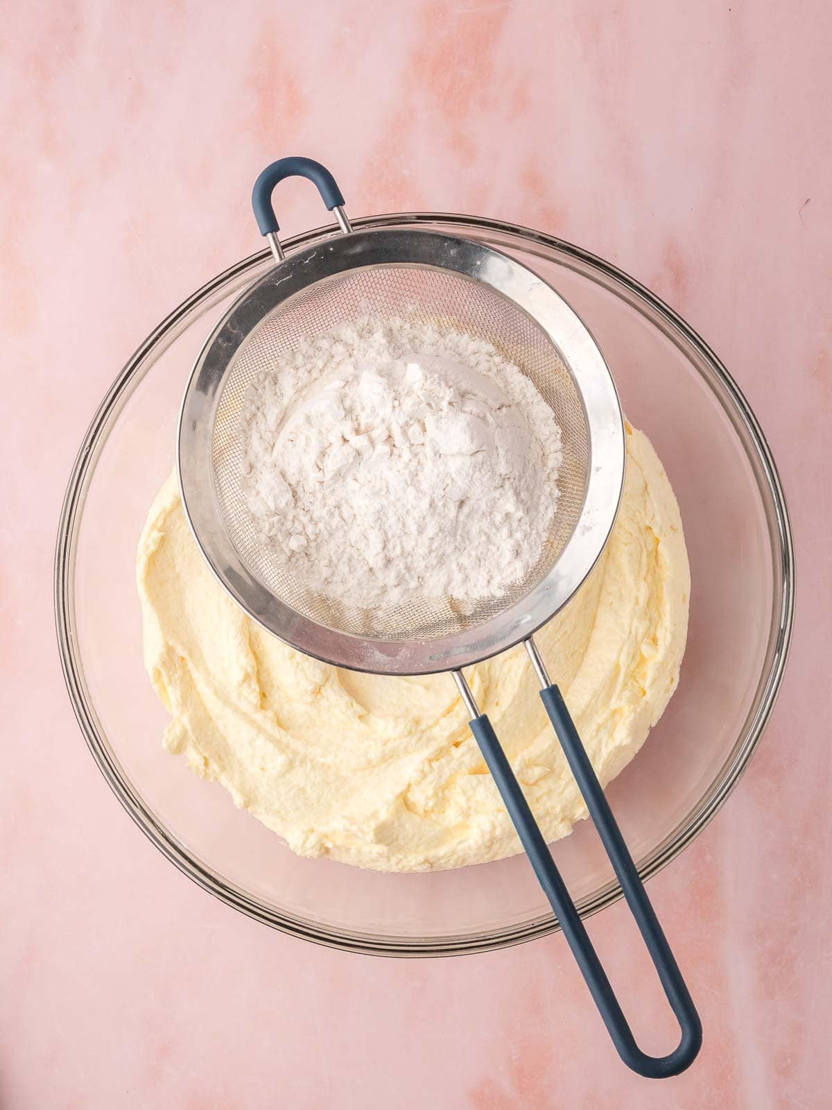 Victoria Sponge Cake Recipe – Light, Fluffy & Easy to Make